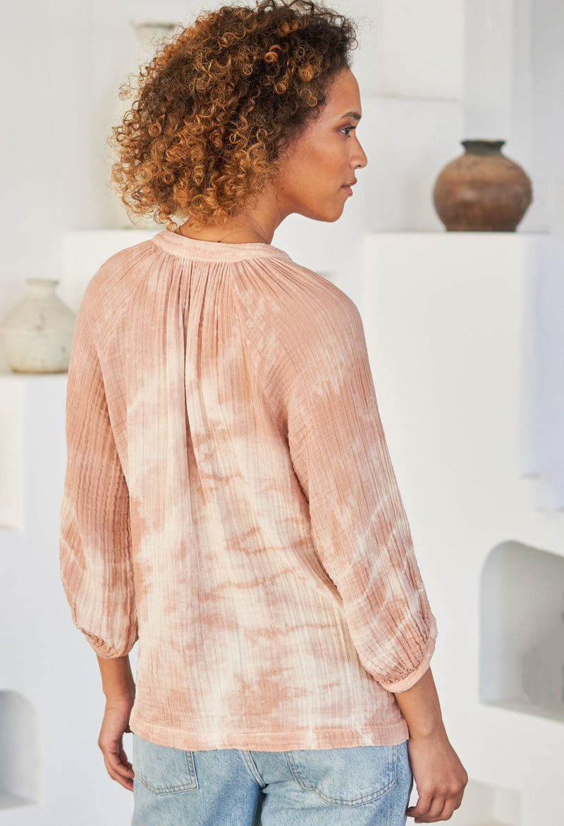 The Classic Gauze Top -Bermuda Sand Gauze top with sleeves – ocean+main